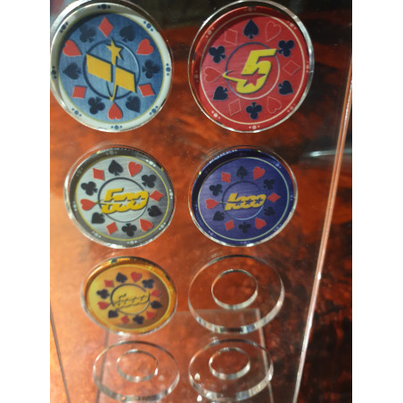 lot de 2055 jetons en ceramique Suits